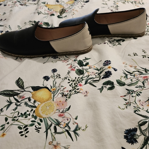 Charix | Shoes | Charix Black And White Leather Slip On Shoes | Poshmark